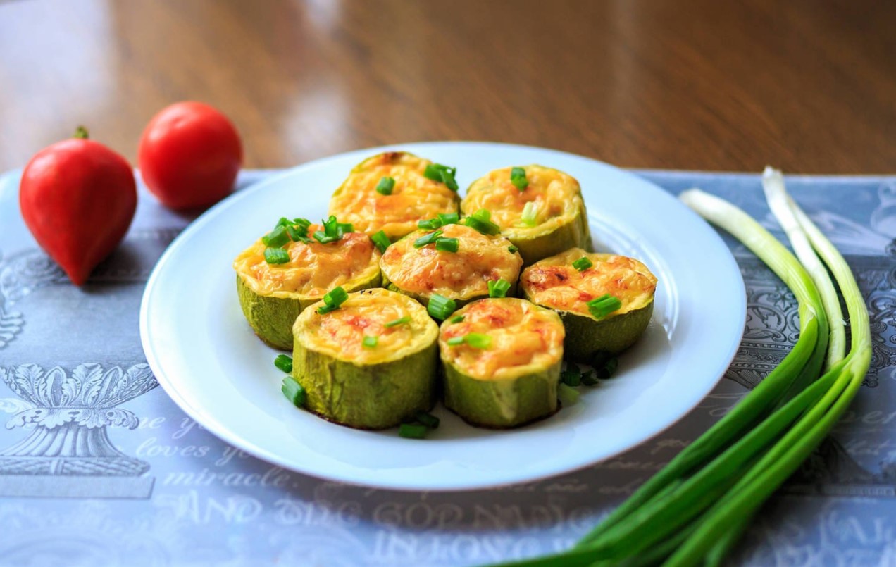 Parim täidetud suvikõrvits, mida ma olen kunagi maitsnud. See maitseb nagu Ukraina lemmikroog ...